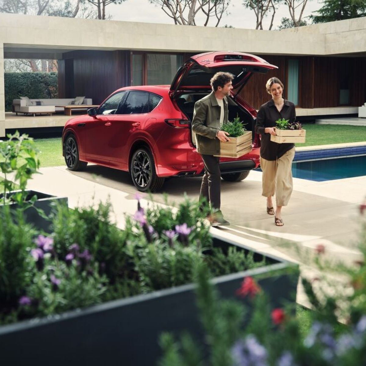 Mazda Europe - driving innovation - Start Reverse